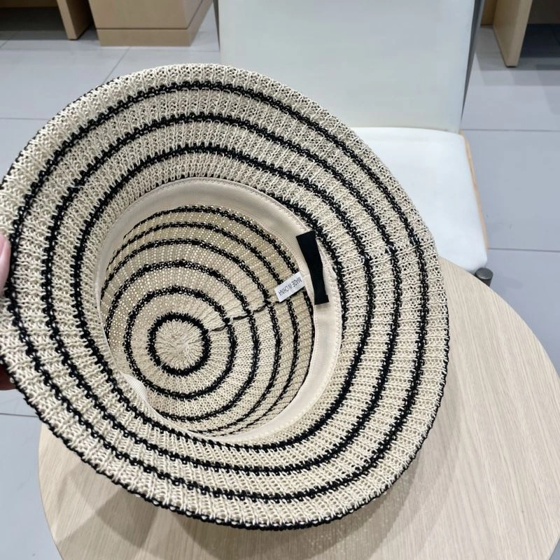 Top match Prada Caps