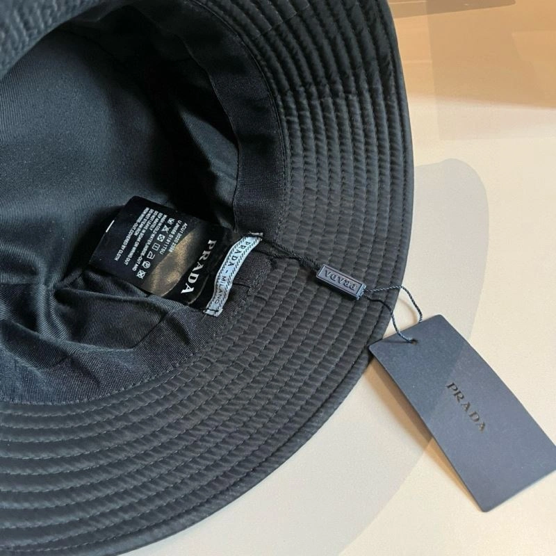 Low-cost Prada Caps