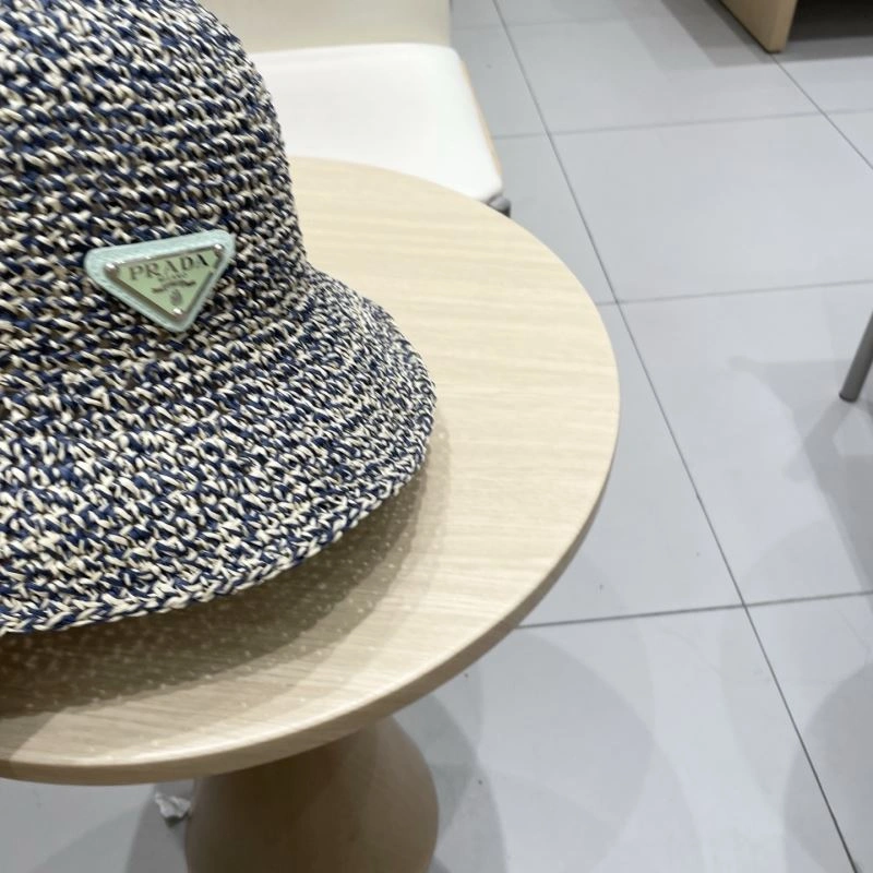 Top match Prada Caps