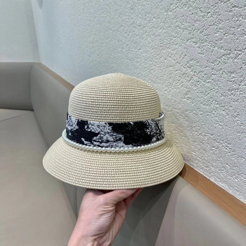 Low-cost Prada Caps