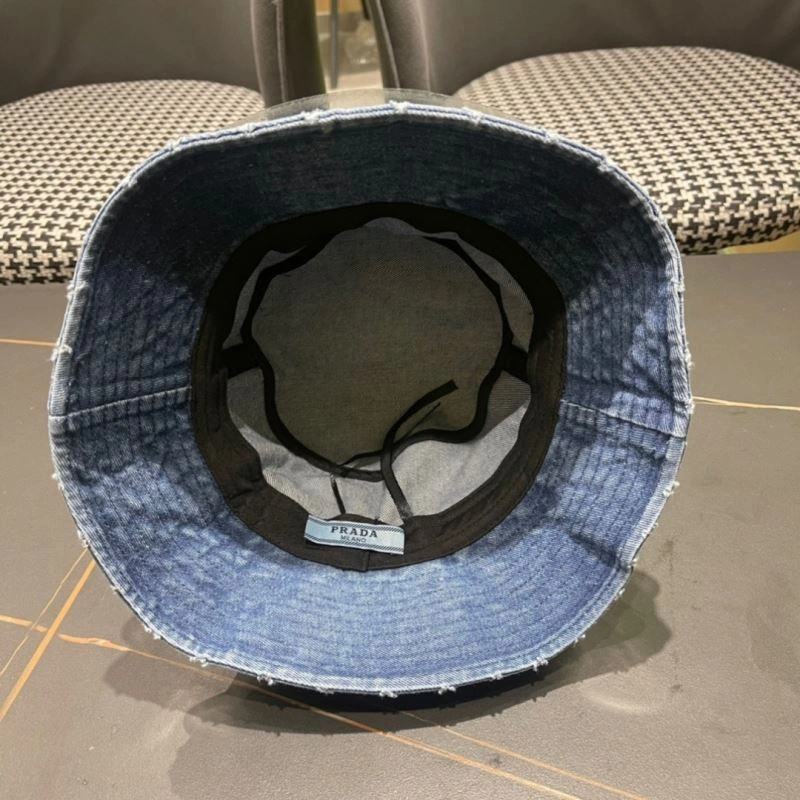 Brand-original Prada Caps
