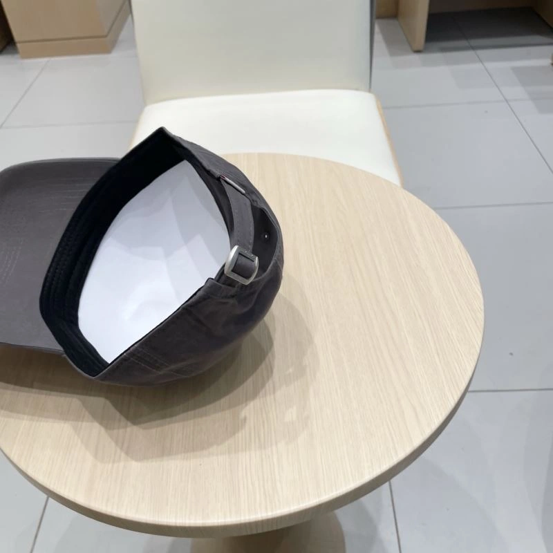 Inexpensive Prada Caps