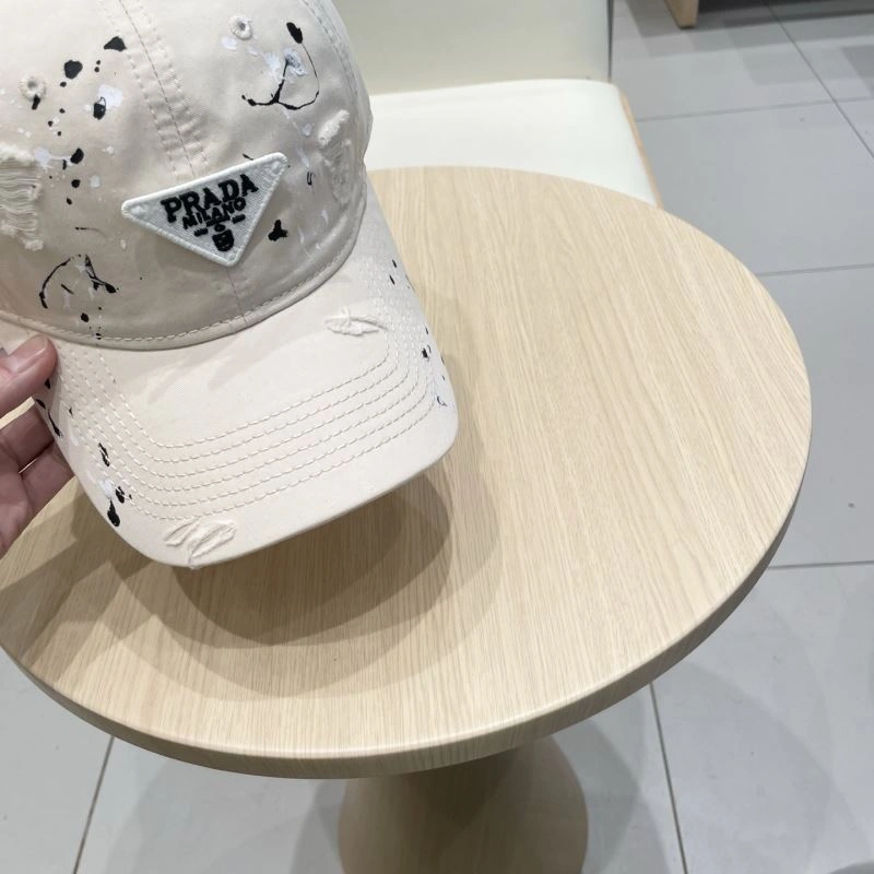 1:1 copy Prada Caps