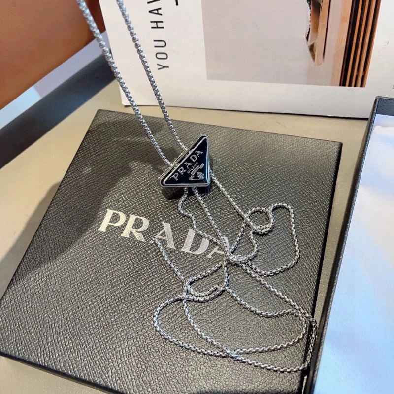 Brand-original Prada Chains