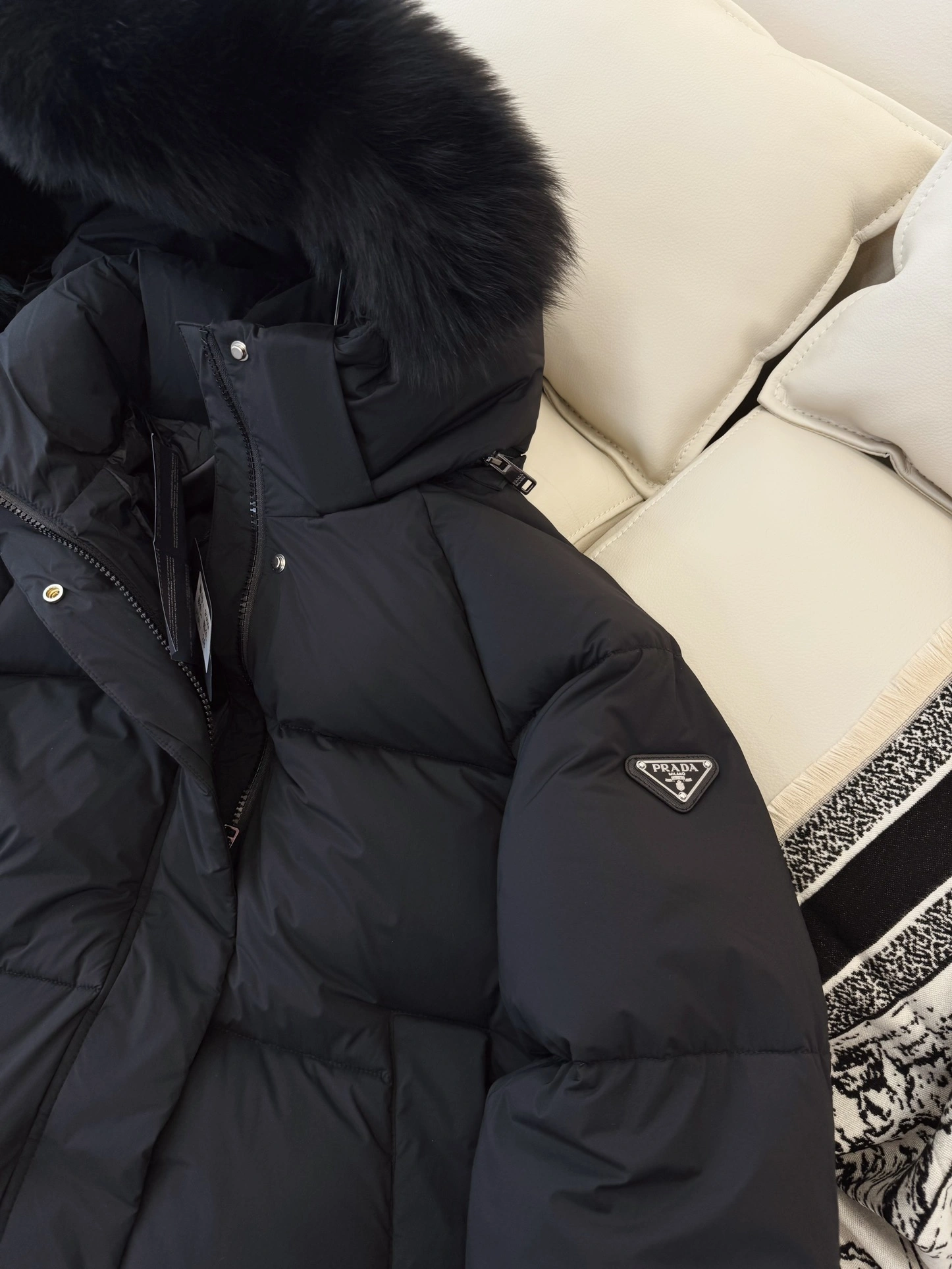 High accuracy Prada Down Jackets