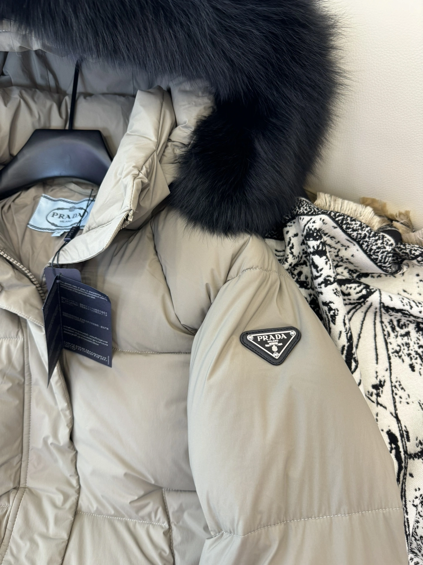 Low-cost Prada Down Jackets