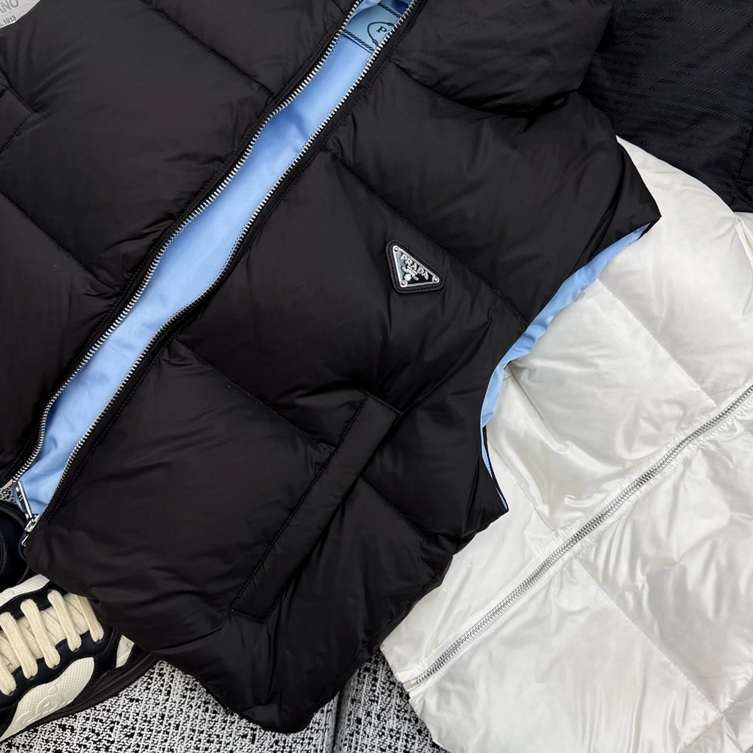Accurate model Prada Down Jackets