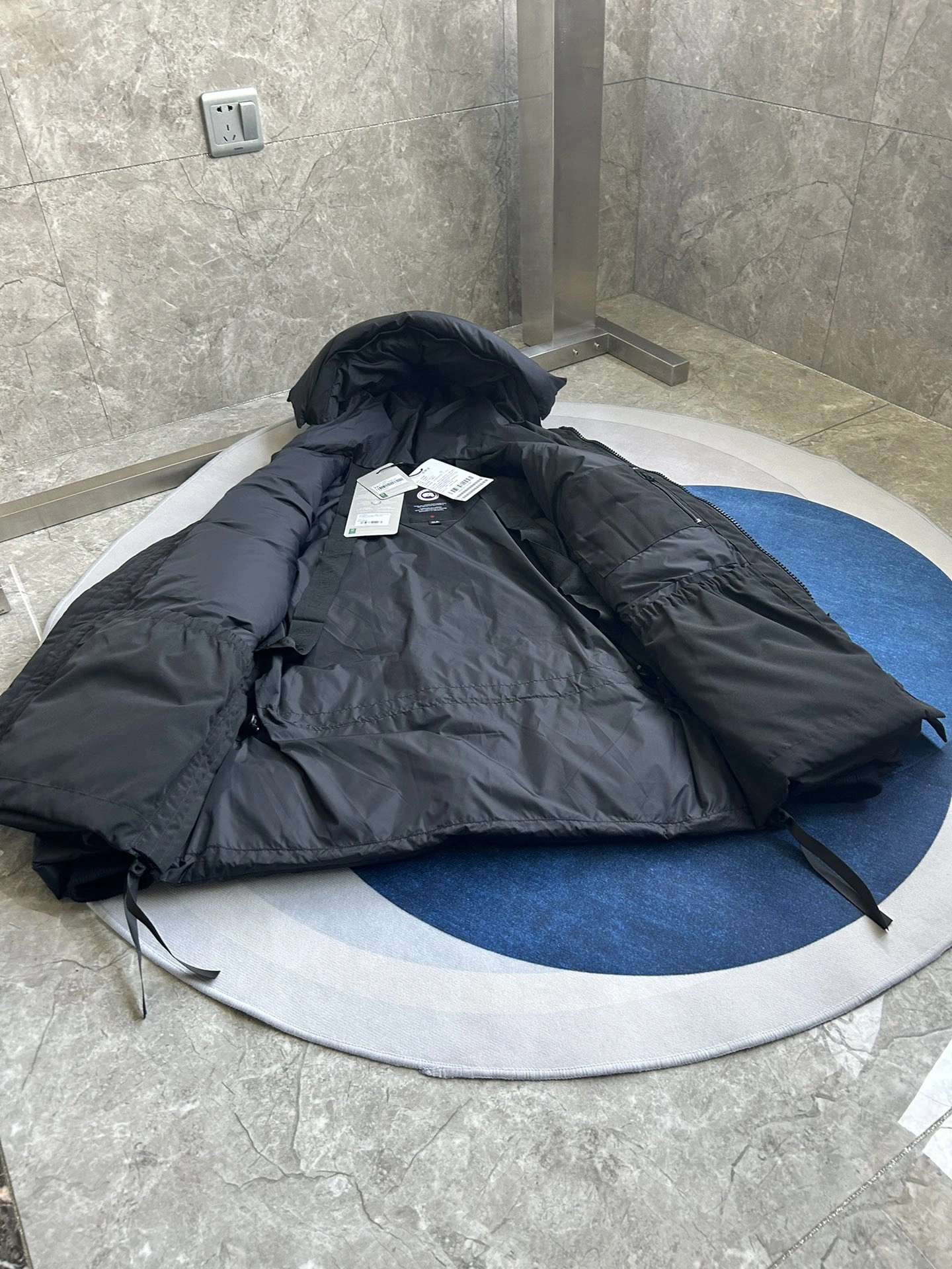 Bargain Prada Down Jackets