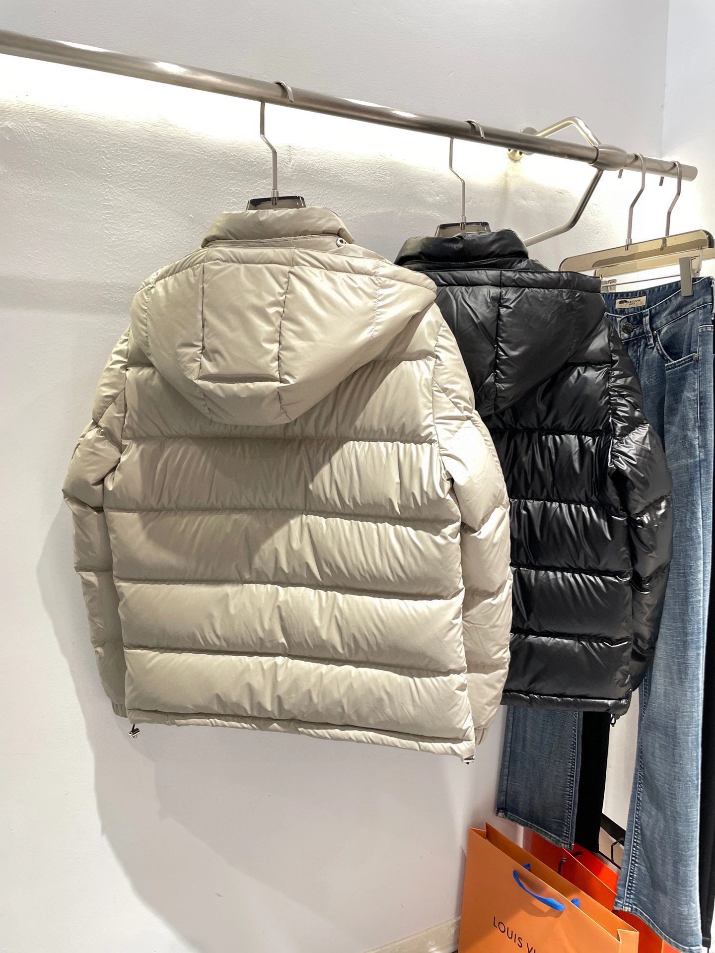 Inexpensive Prada Down Jackets