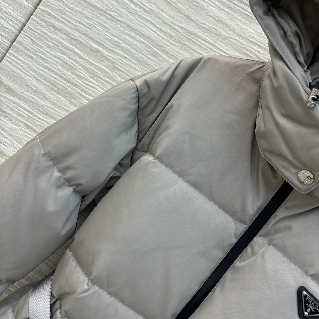 Inexpensive Prada Down Jackets