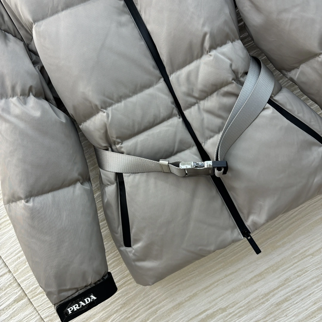 Inexpensive Prada Down Jackets