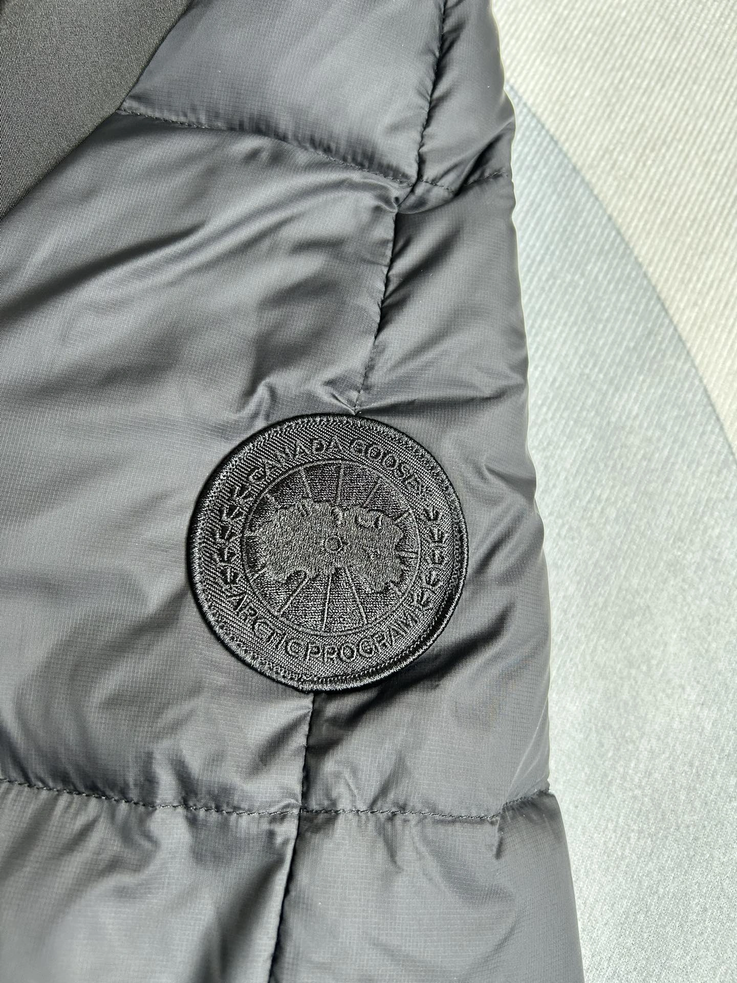 Top mirror Prada Down Jackets