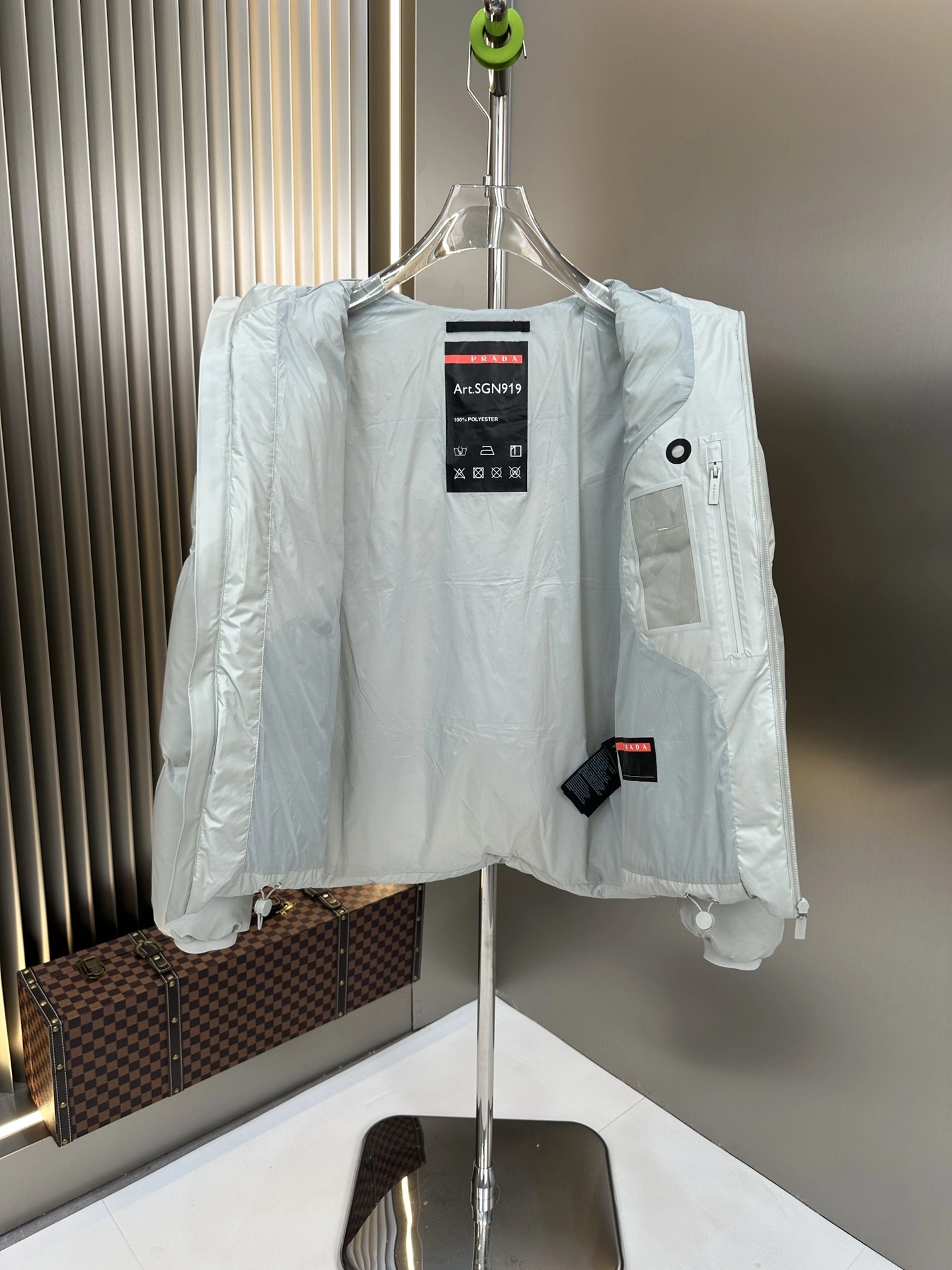 1:1 copy Prada Down Jackets