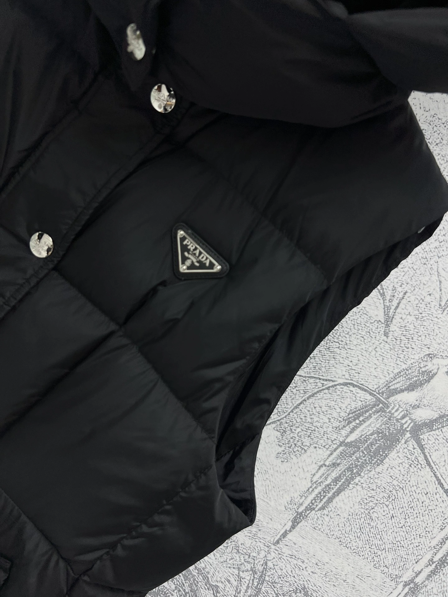 Low-cost Prada Down Jackets