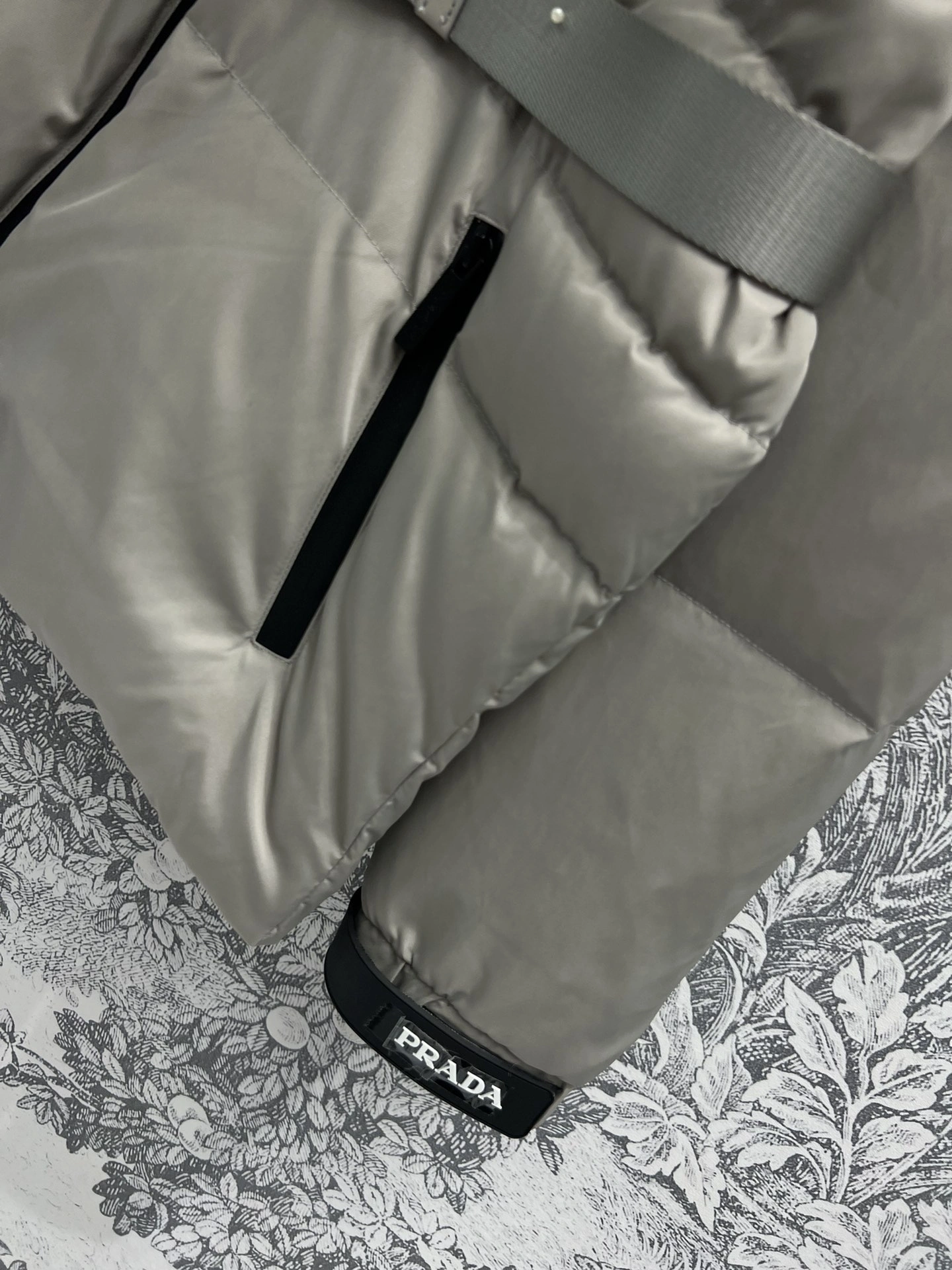 Low-cost Prada Down Jackets