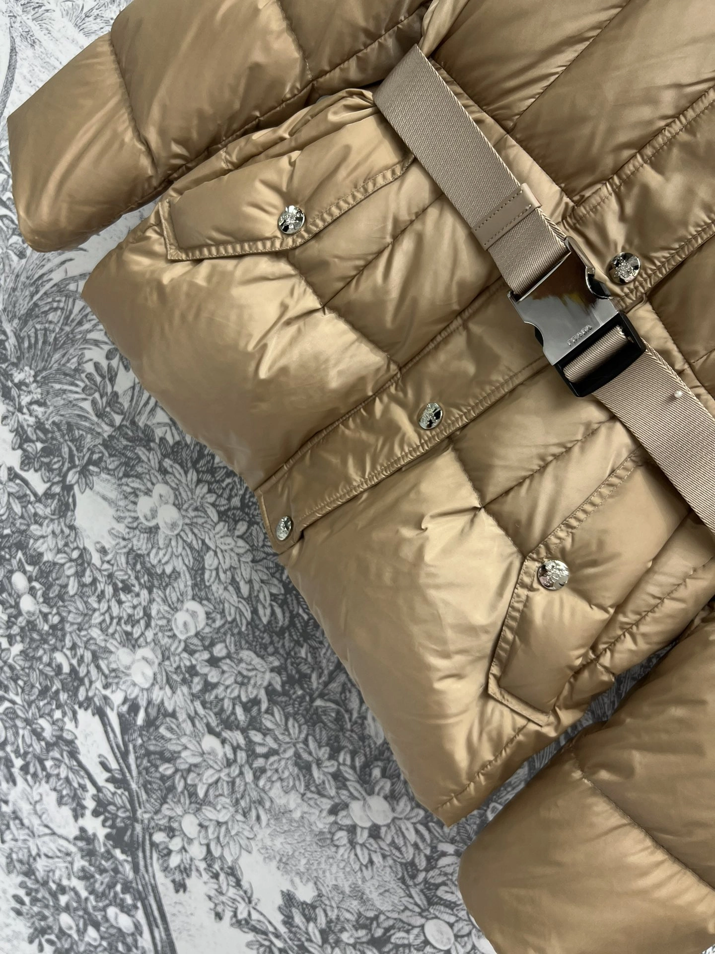 High accuracy Prada Down Jackets
