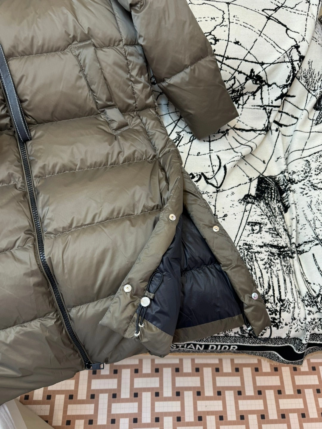 Affordable Prada Down Jackets