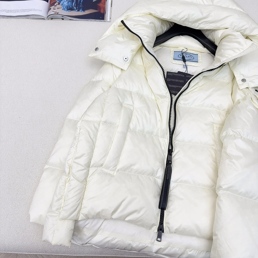 High accuracy Prada Down Jackets