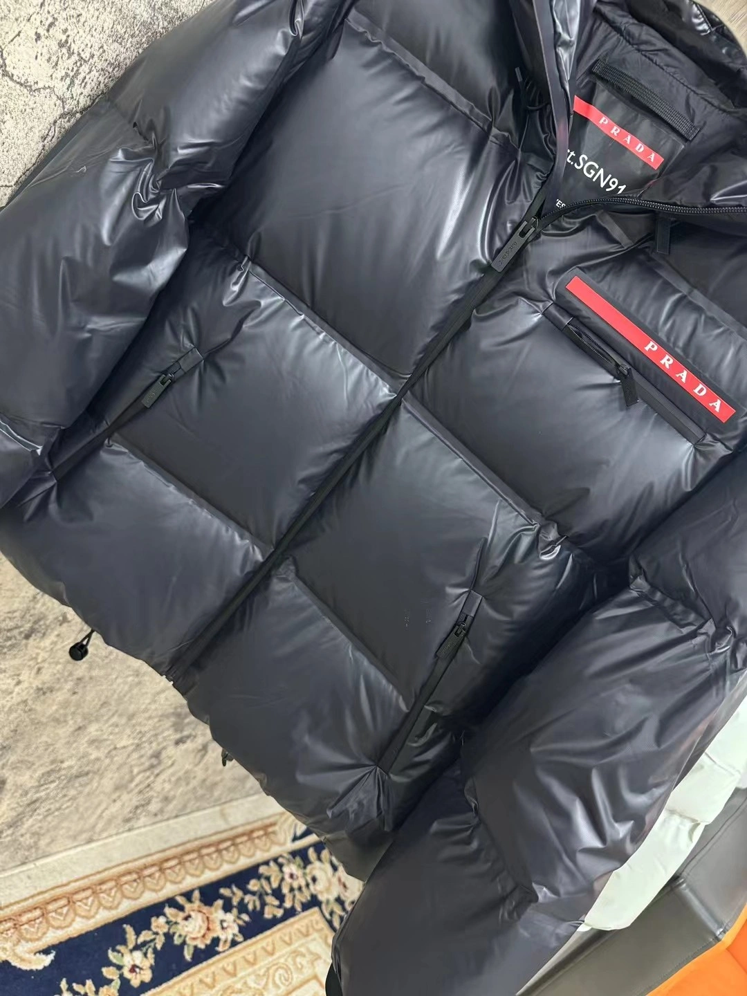 Accurate model Prada Down Jackets