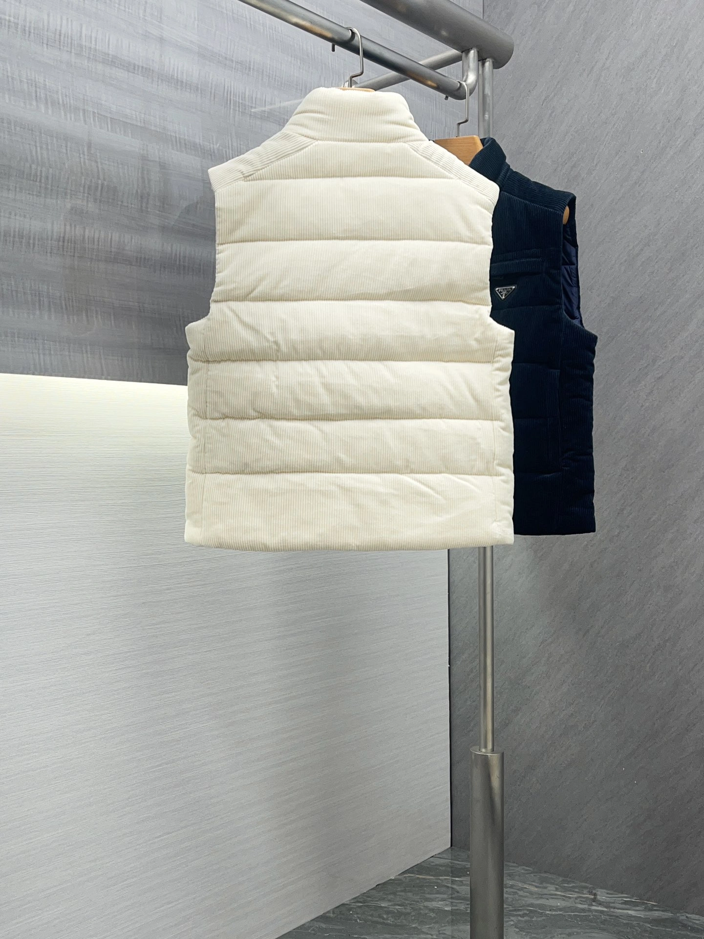 Top mirror Prada Down Jackets