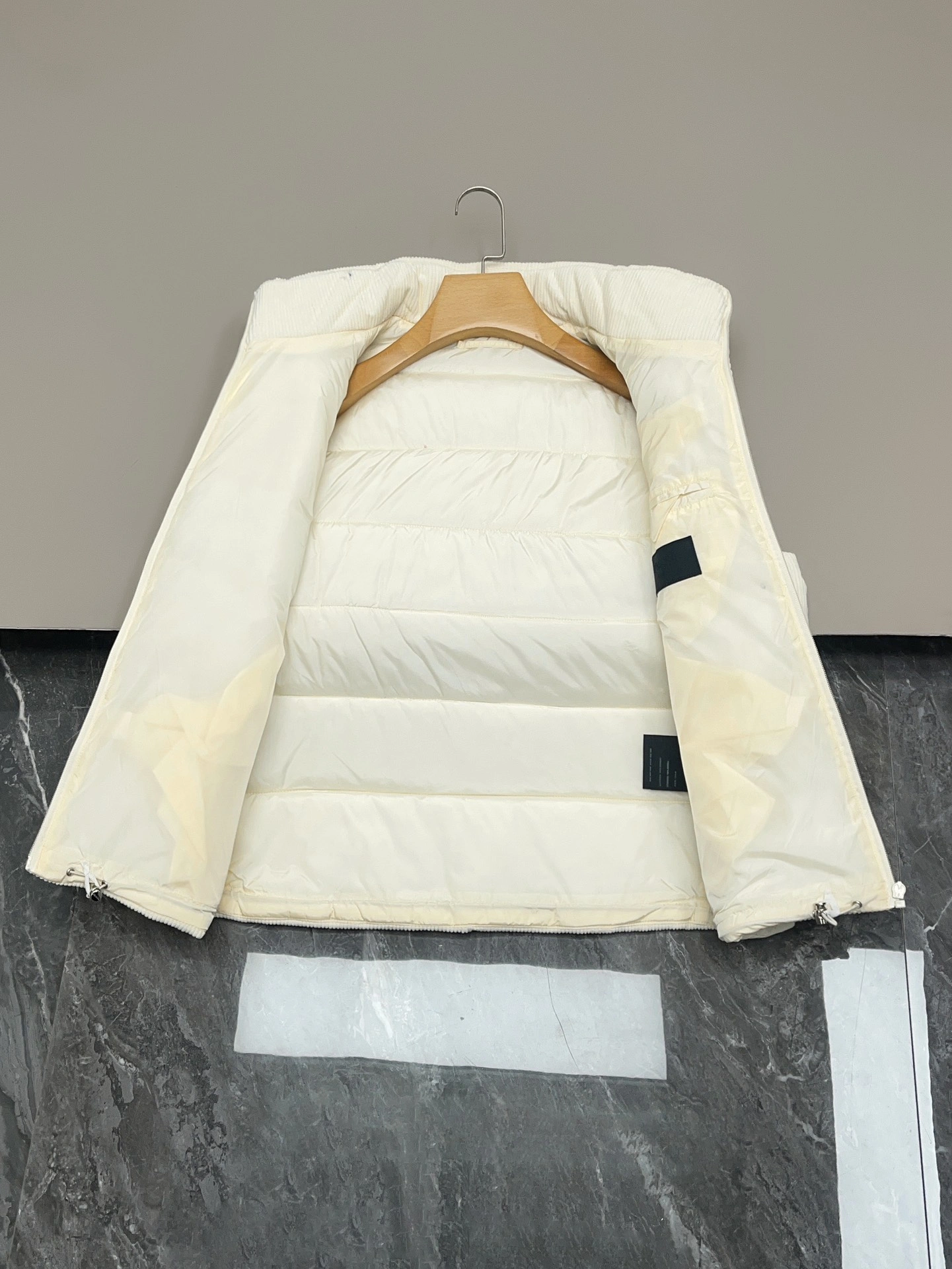 Top mirror Prada Down Jackets