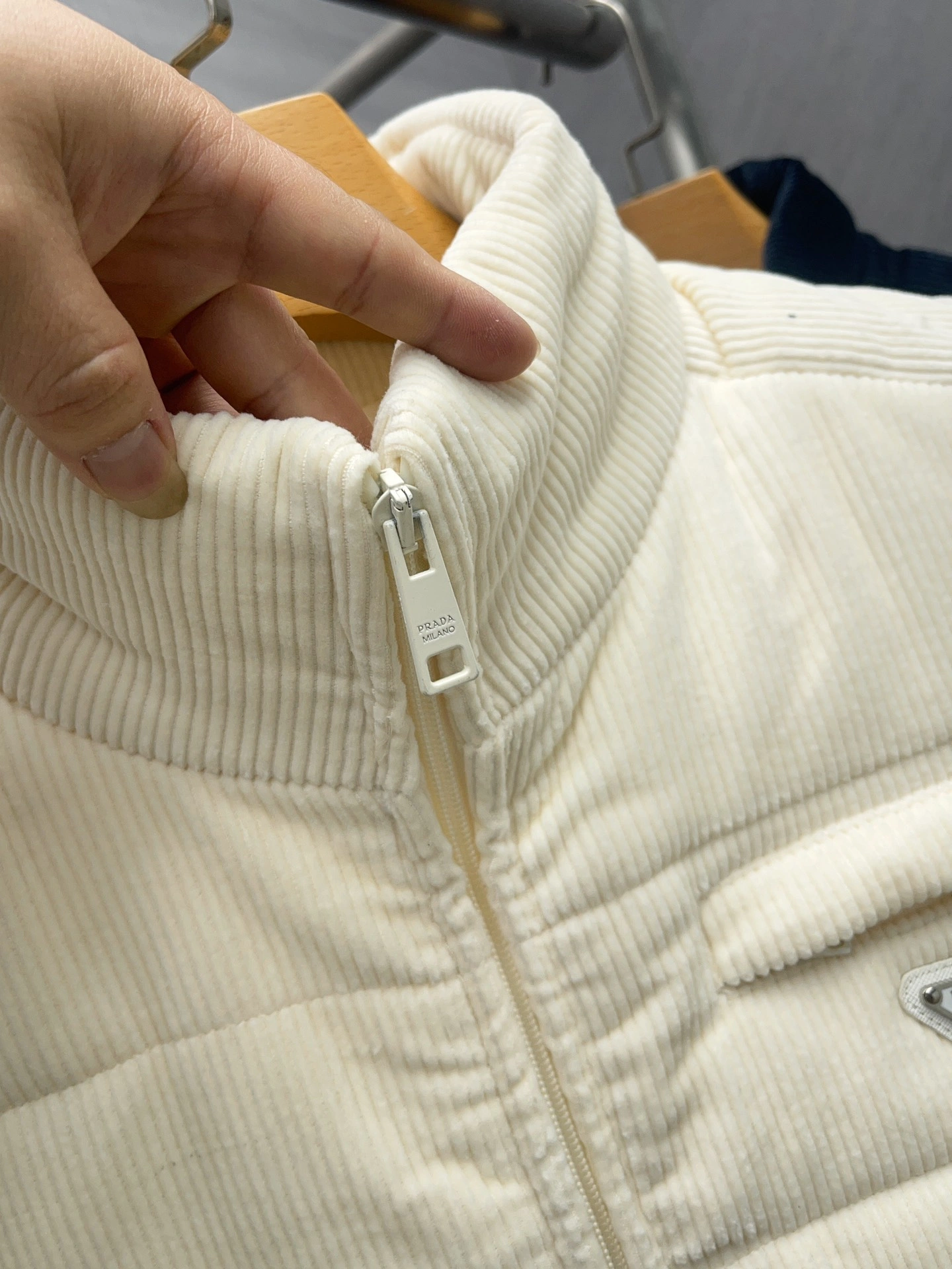 Top mirror Prada Down Jackets