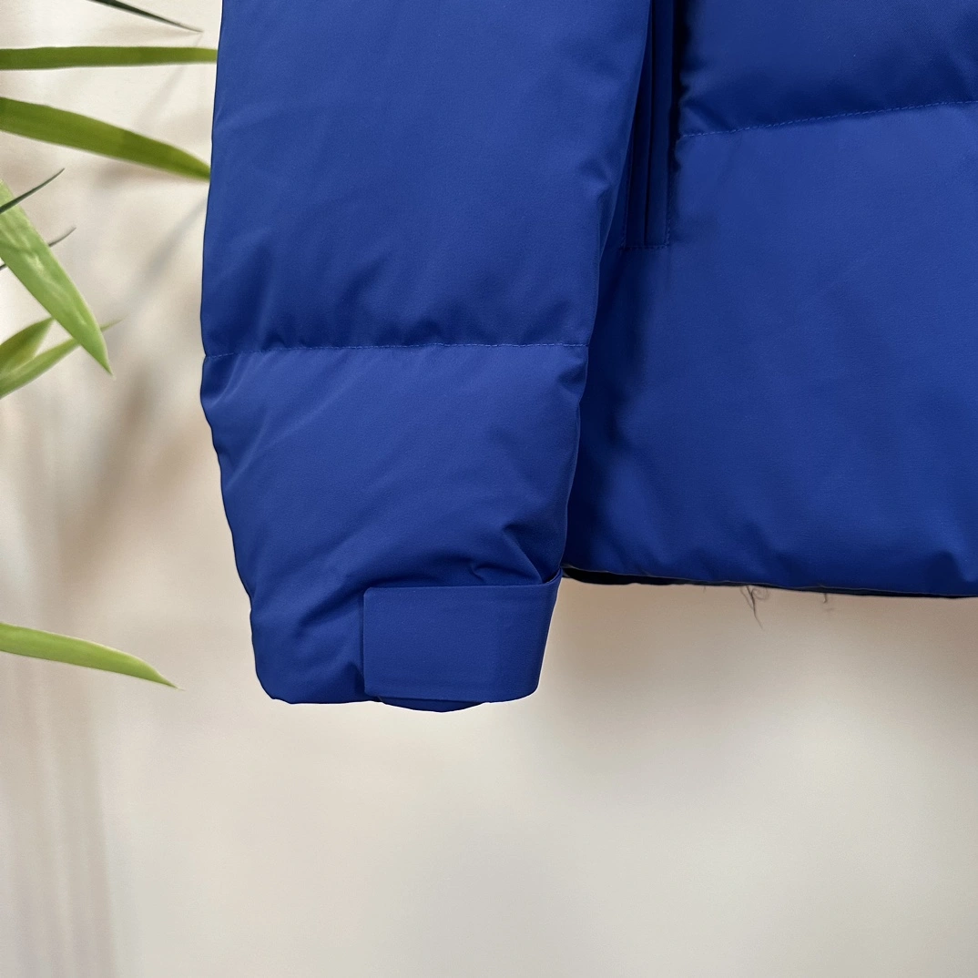 Top mirror Prada Down Jackets