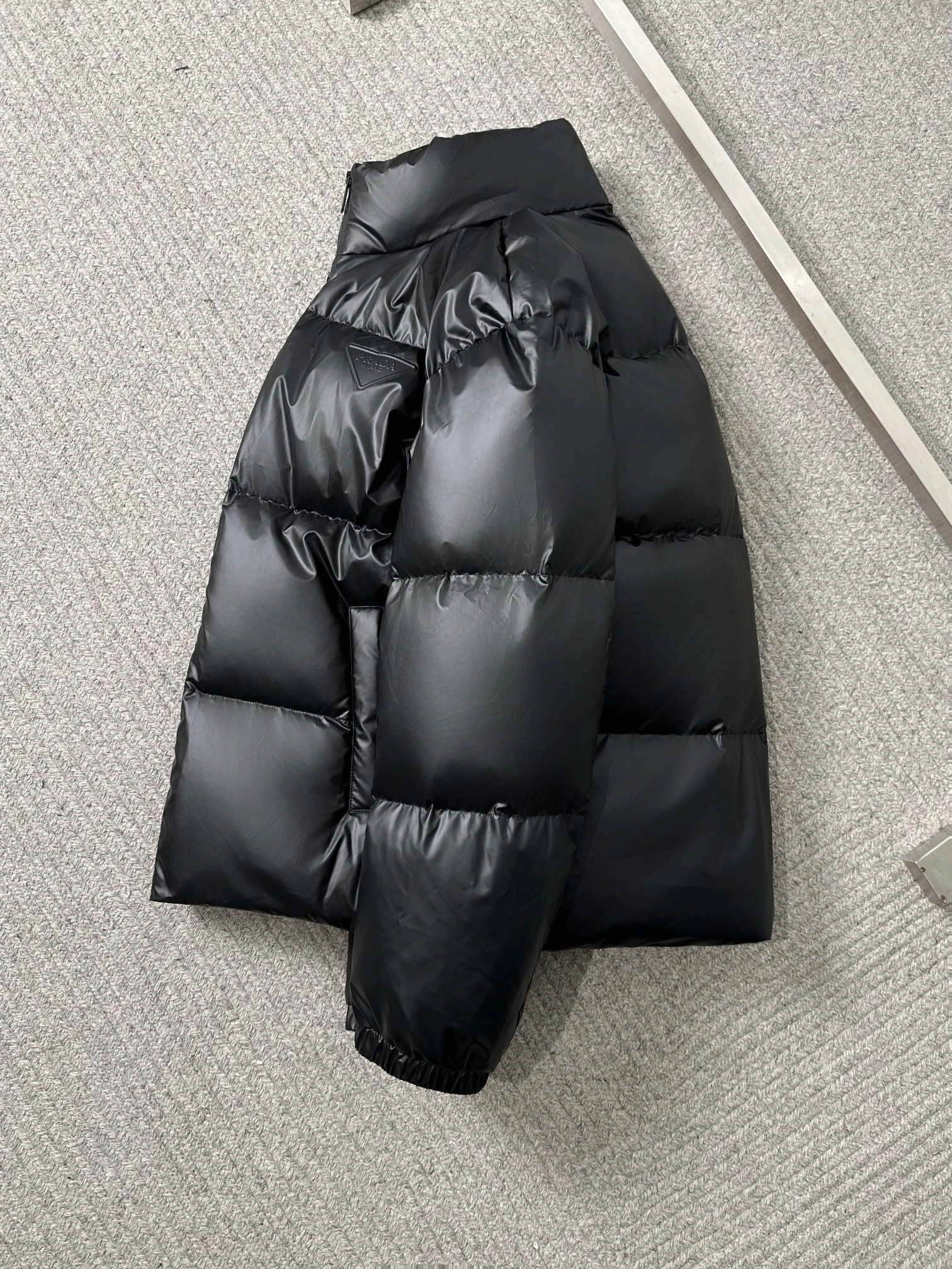 Inexpensive Prada Down Jackets