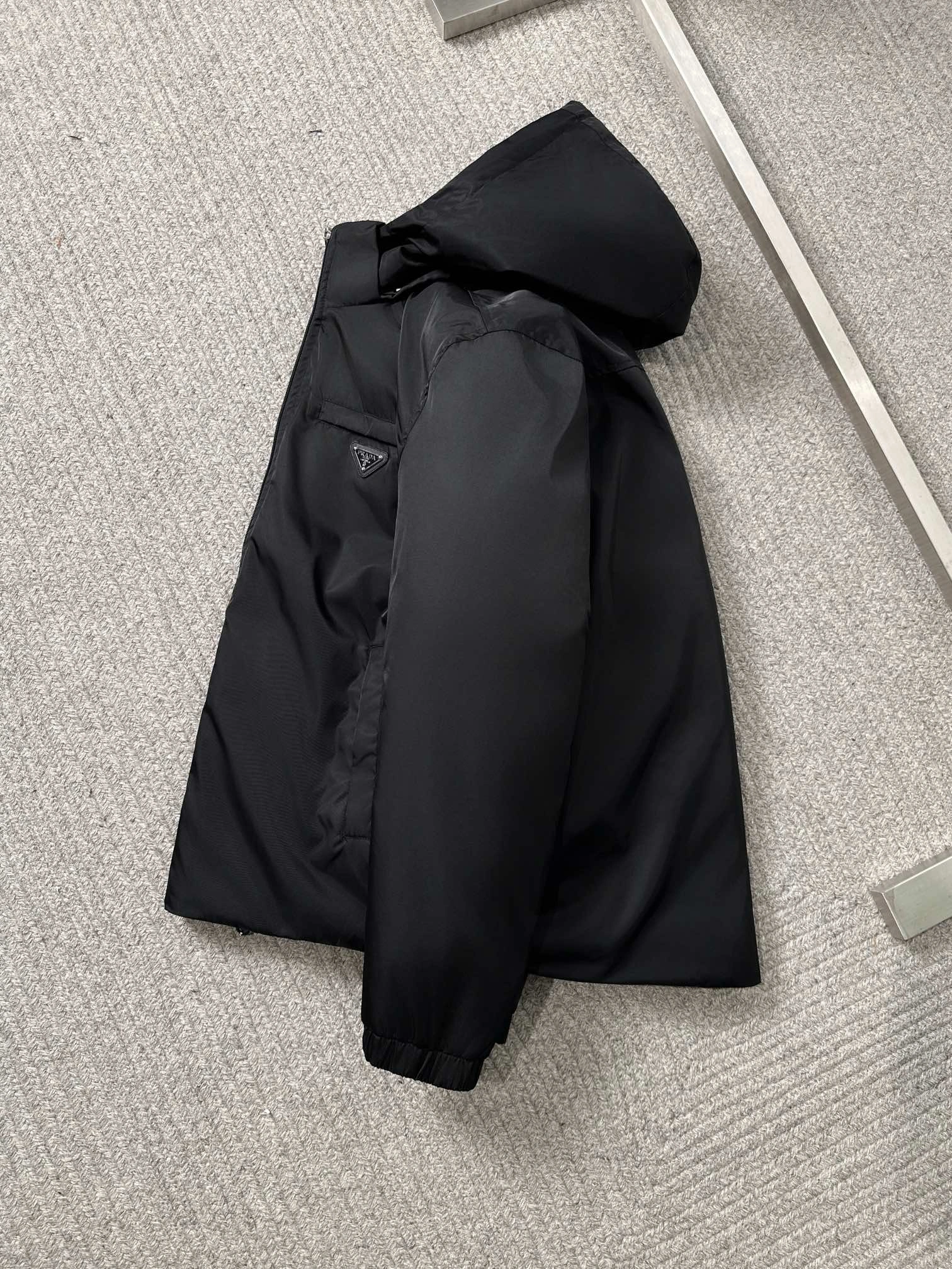Affordable Prada Down Jackets