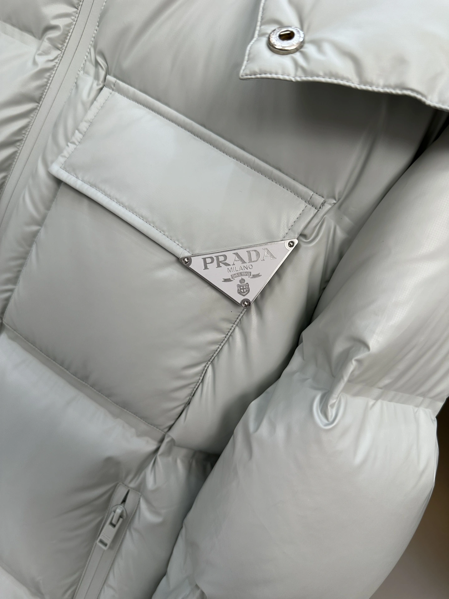 Inexpensive Prada Down Jackets