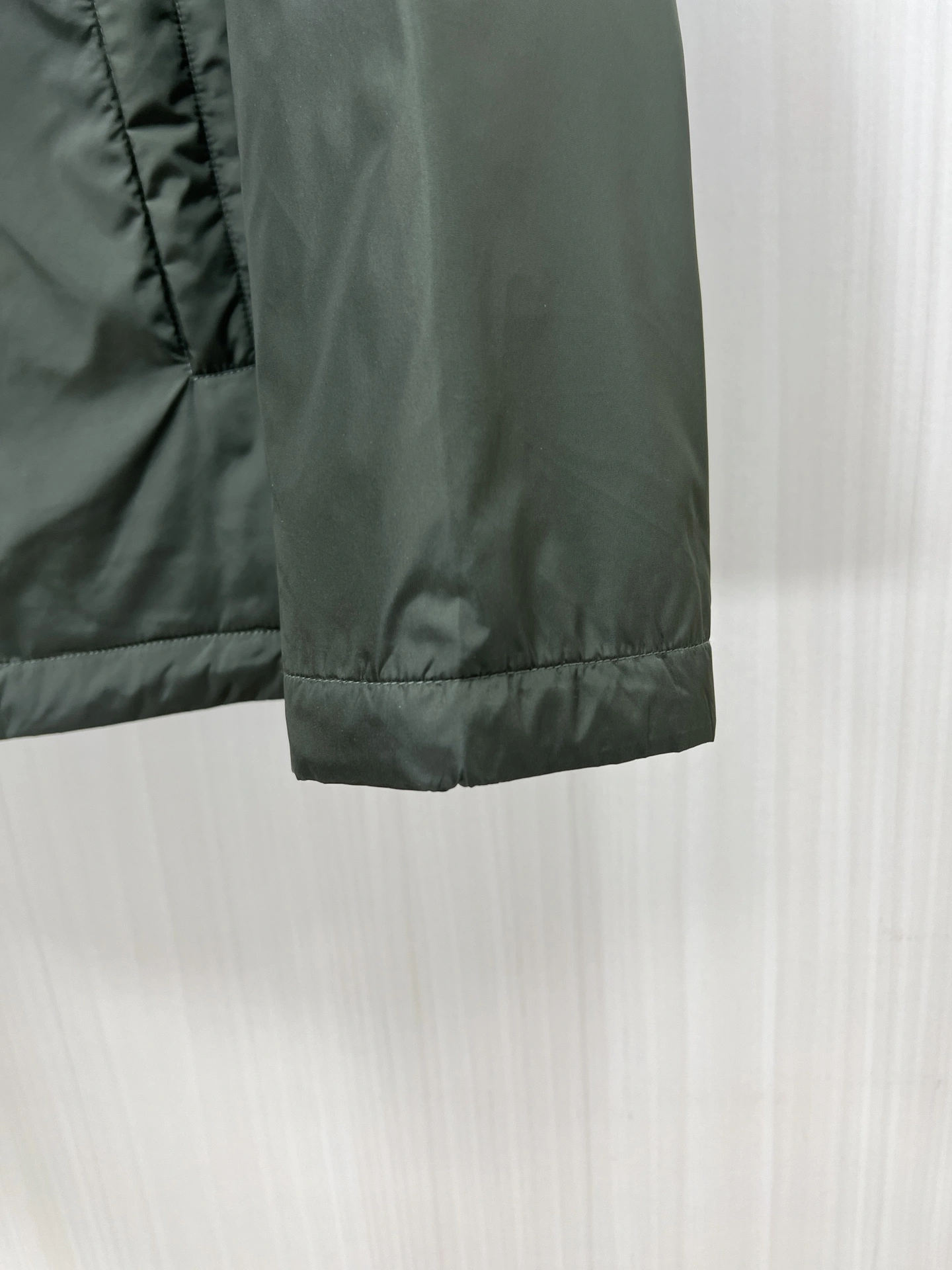 Inexpensive Prada Down Jackets