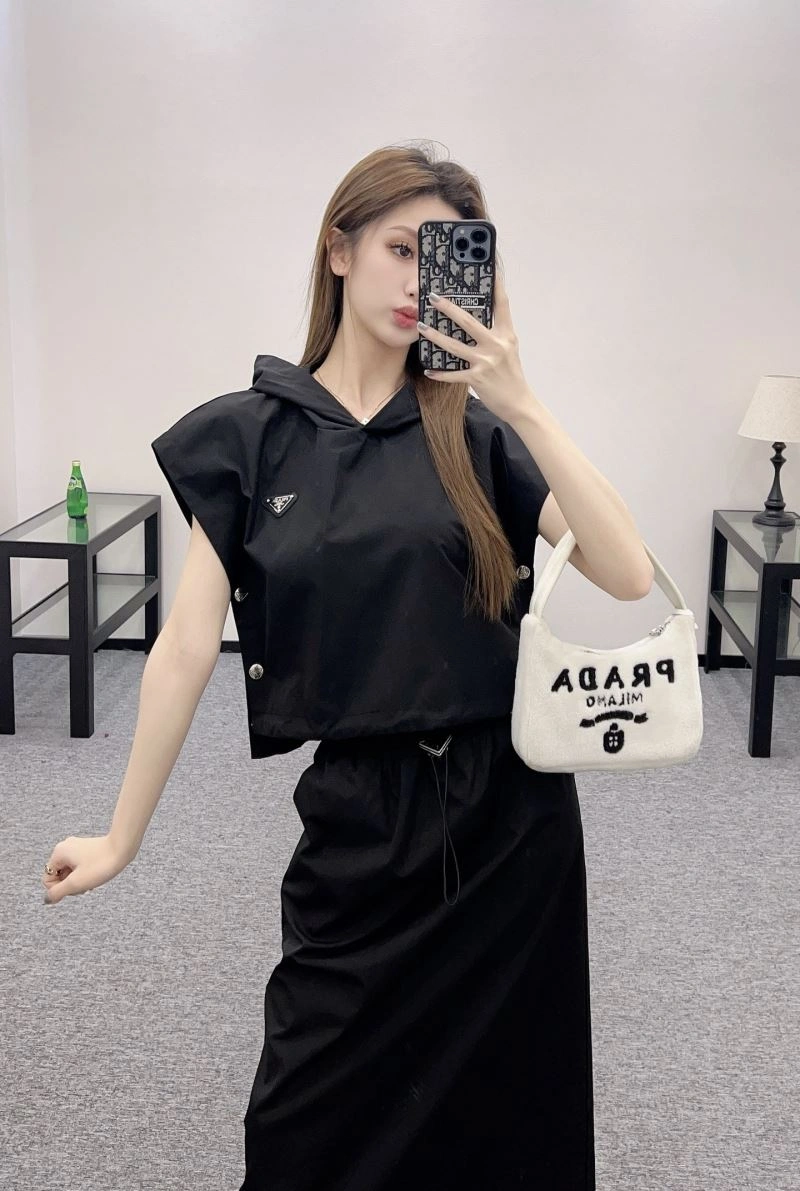 Mirror quality Prada Dress Suits