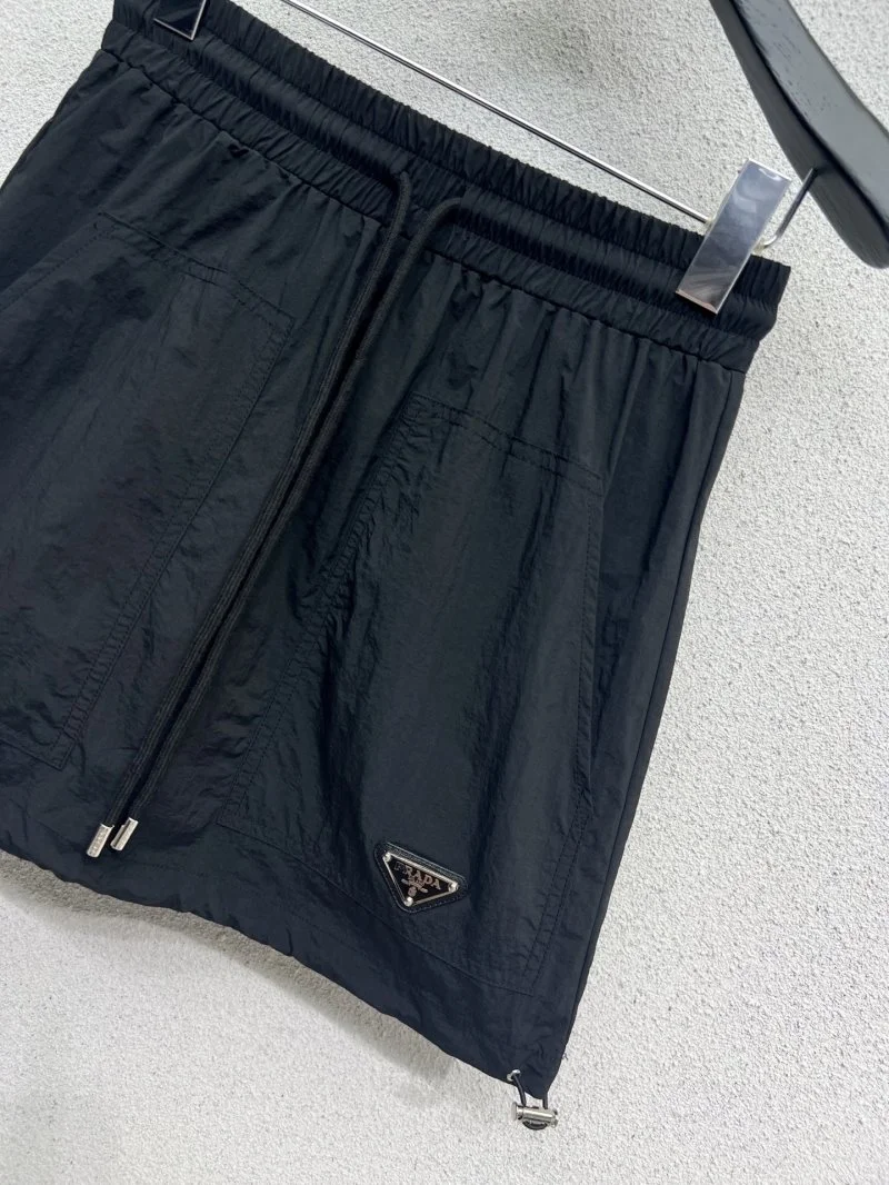 Top mirror Prada Dress Suits