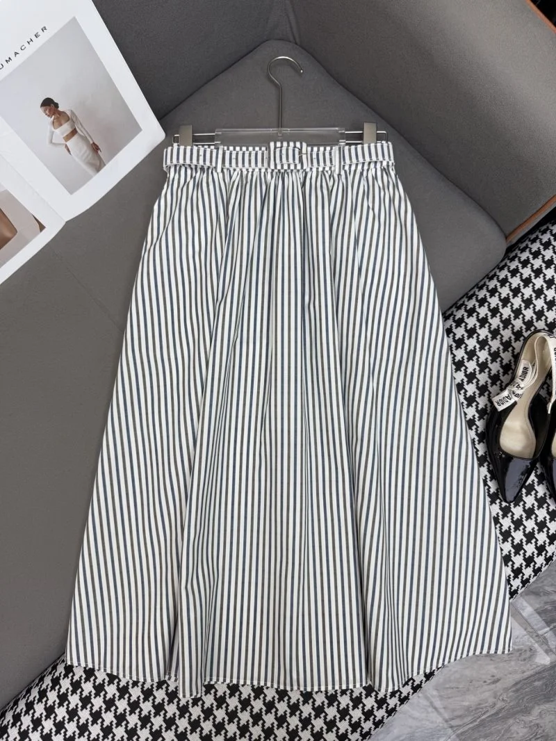 Top mirror Prada Dress Suits