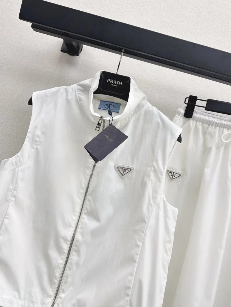 High accuracy Prada Dress Suits