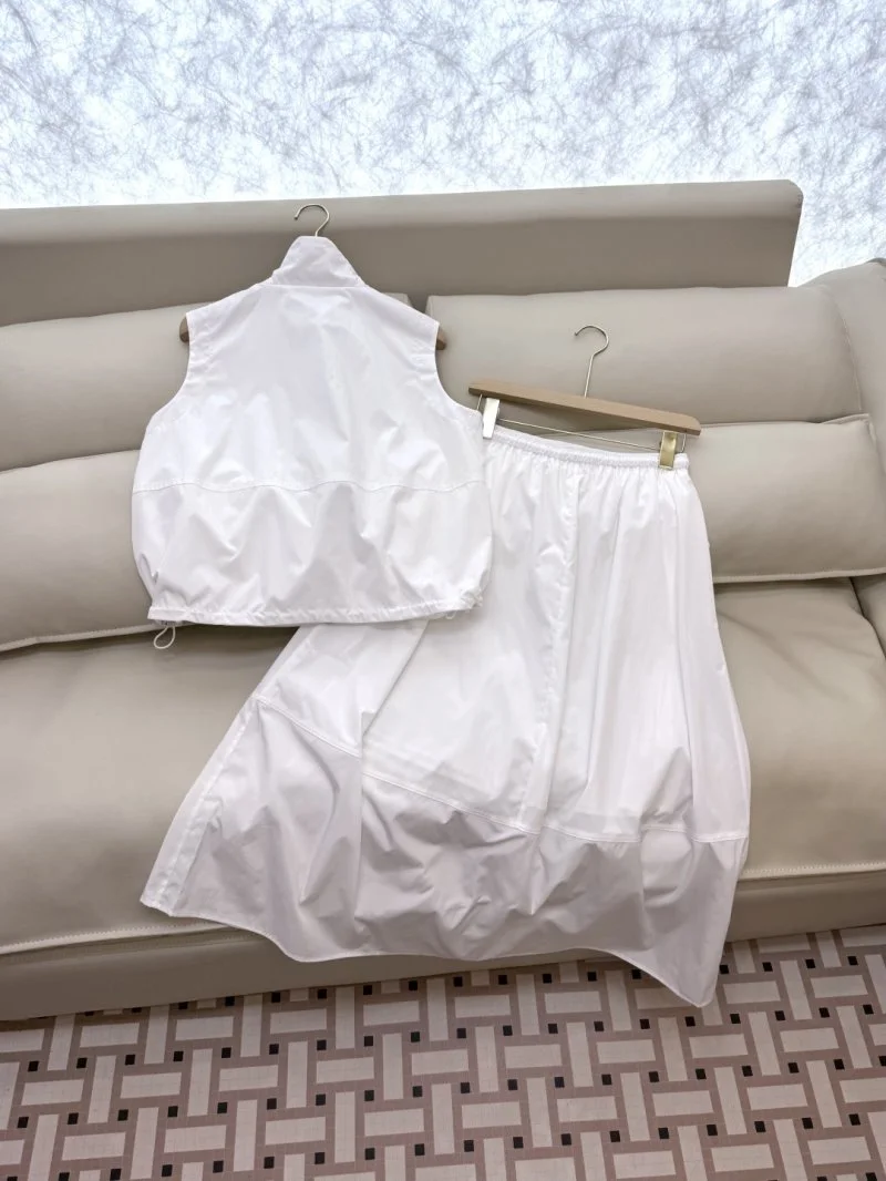 1:1 copy Prada Dress Suits