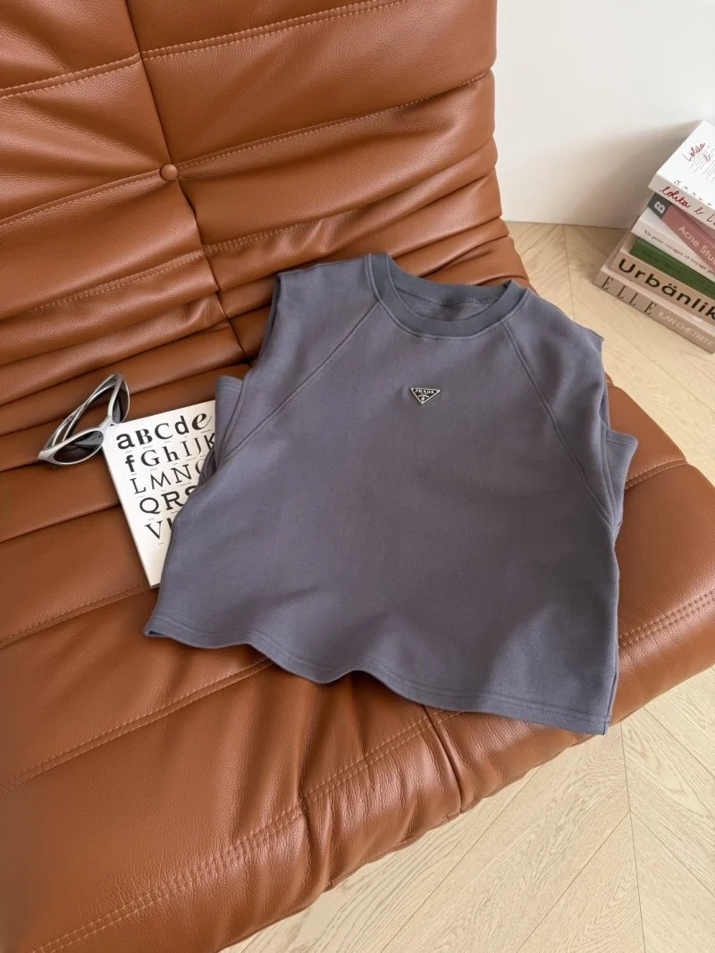 Factory-made Prada Dress Suits