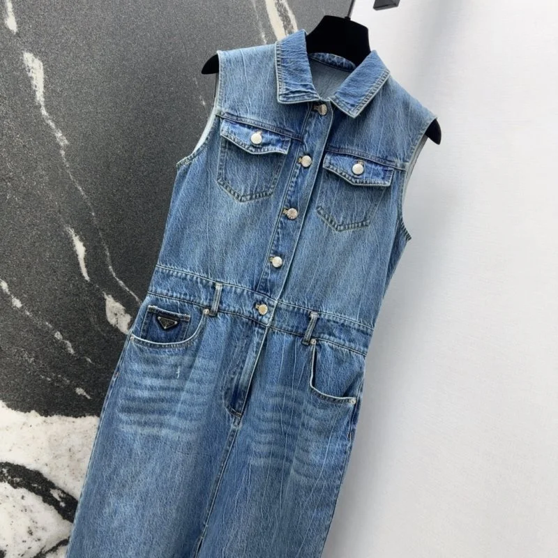 Low-cost Prada Dress