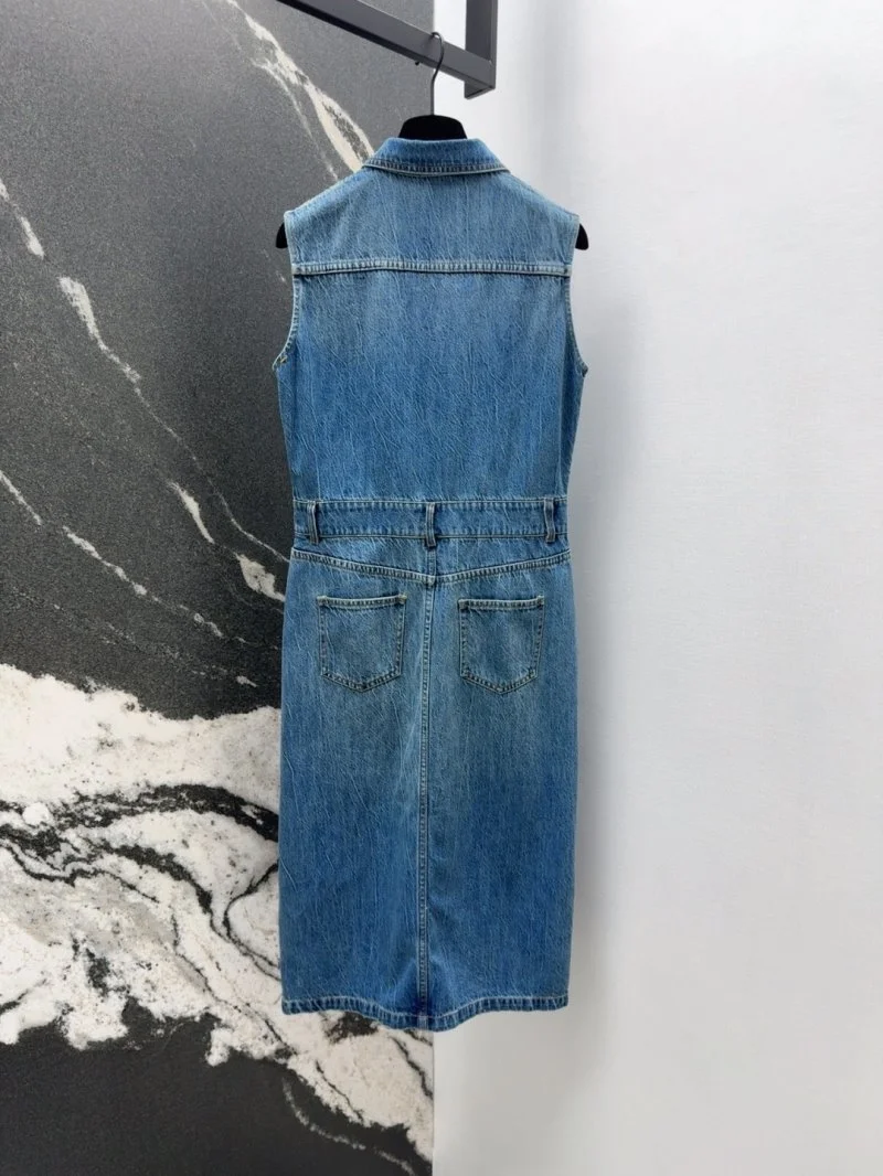 Low-cost Prada Dress