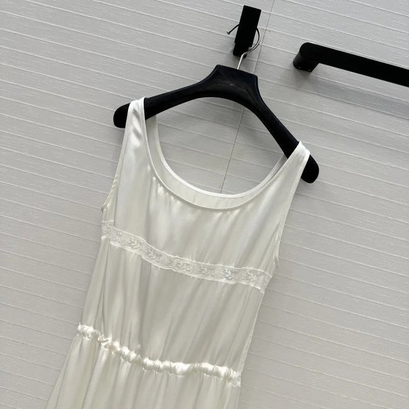 Accurate model Prada Dress