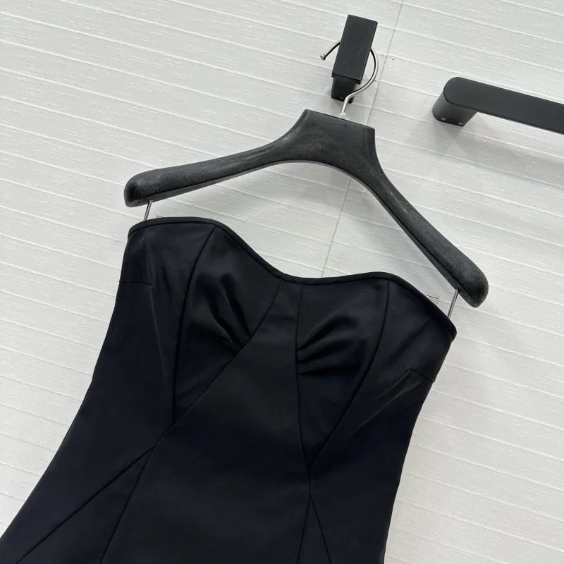 Accurate model Prada Dress