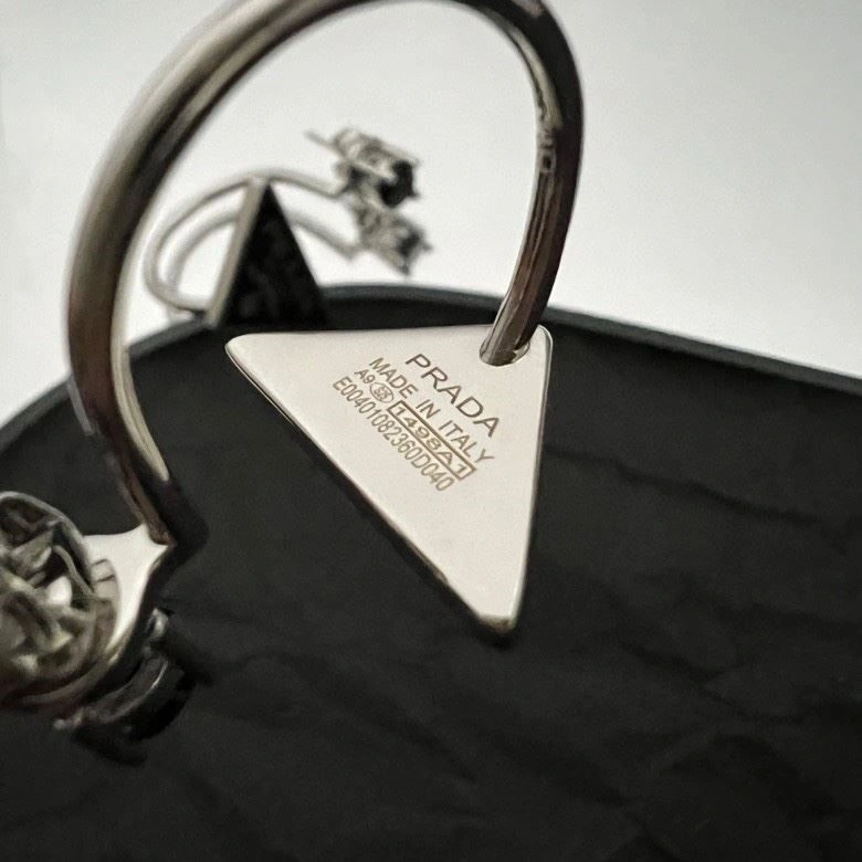 Factory-made Prada Earrings