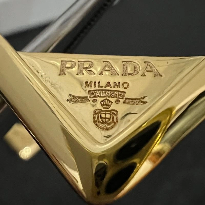 Accurate model Prada Earrings