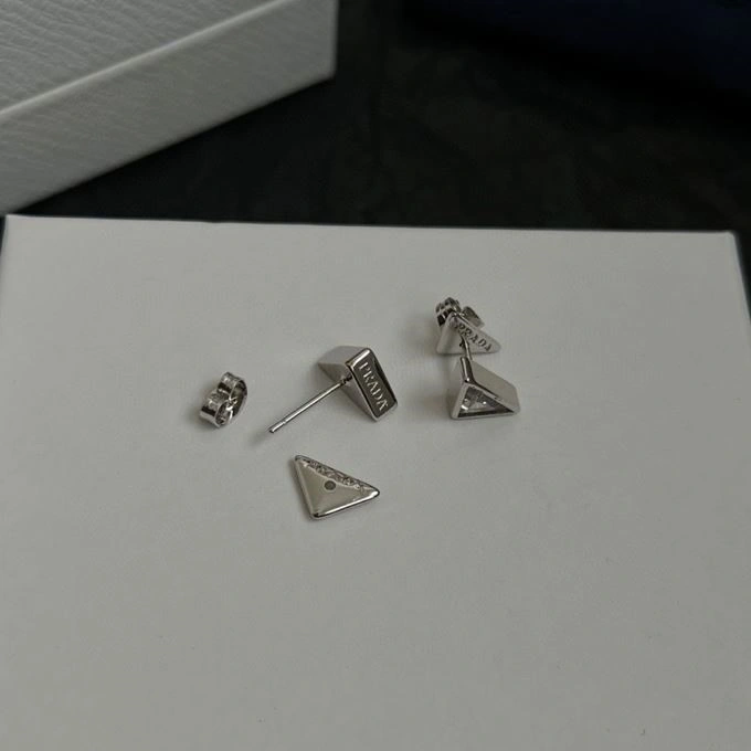 Accurate model Prada Earrings