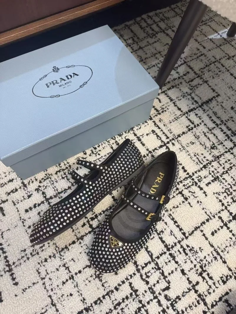 High fidelity Prada Flat Shoes