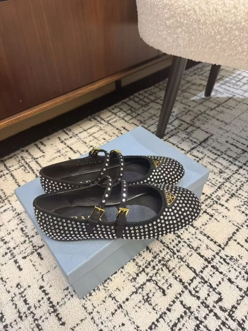 High fidelity Prada Flat Shoes