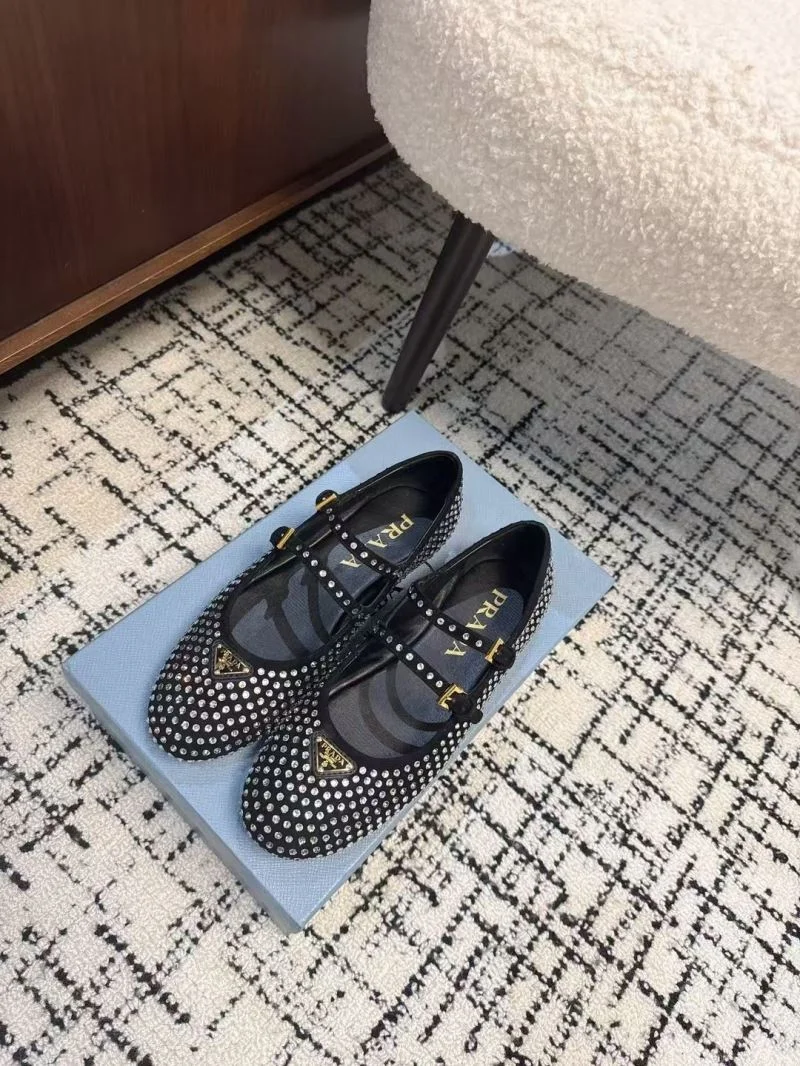 High fidelity Prada Flat Shoes