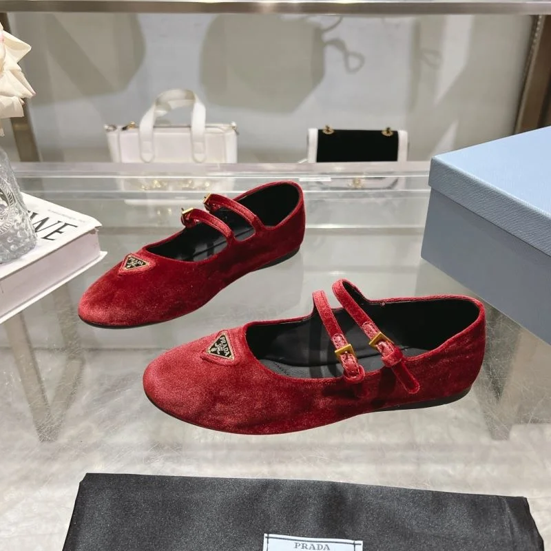 1:1 copy Prada Flat Shoes