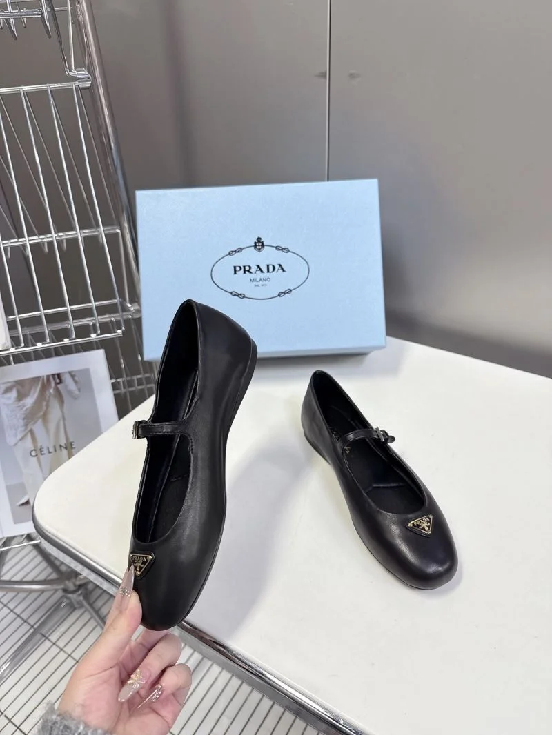 1:1 copy Prada Flat Shoes