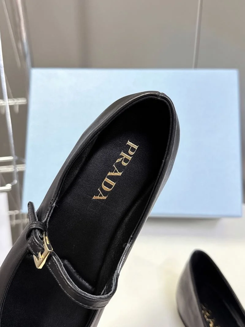 1:1 copy Prada Flat Shoes